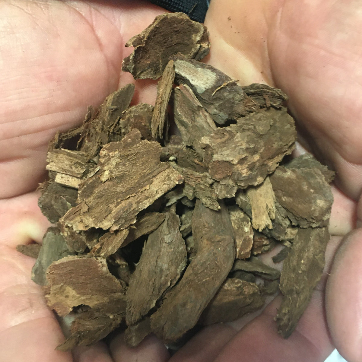 Small Brown Bark Mulch Ground Cover – Sod and Seed, Inc.